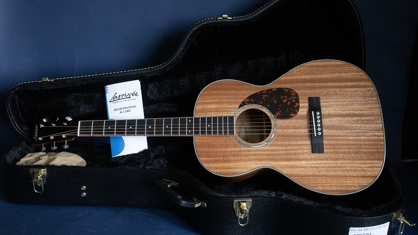 Larrivee Archives - Willie's Guitars