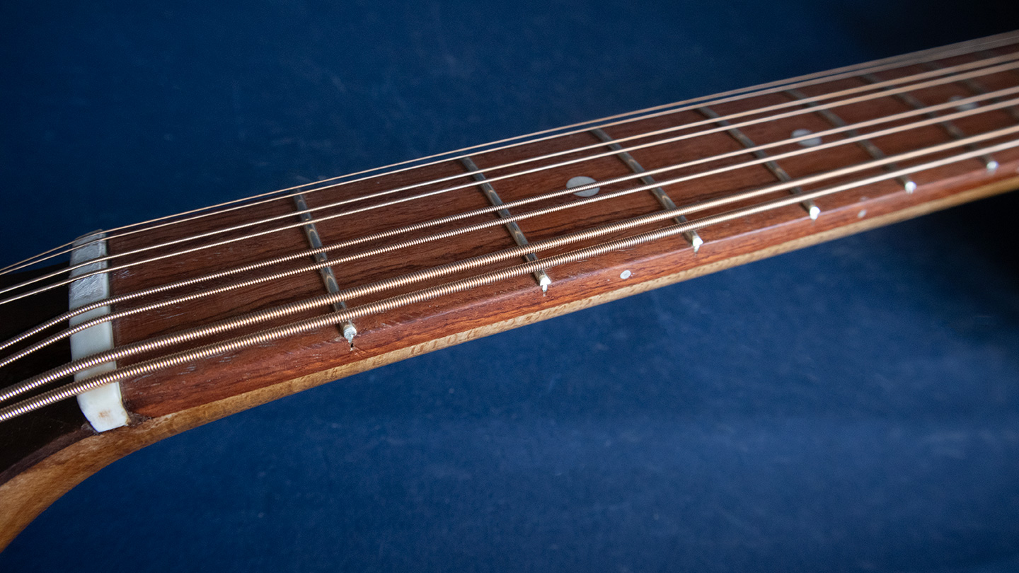 finnmandocellobd - Willie's Guitars