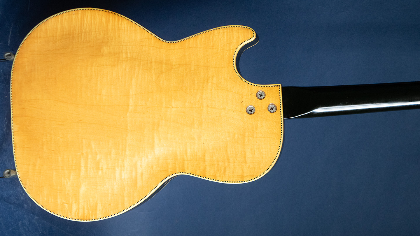 silvertbkcl - Willie's Guitars